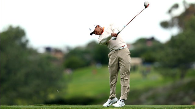 Learn Tiger's Swivel Follow-Through in 6 Steps