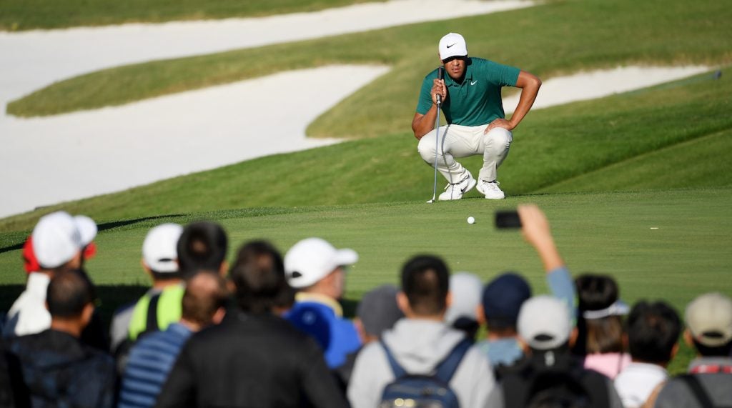 Wall-to-Wall Equipment: Finau's putter, Bubba driver spin and much more