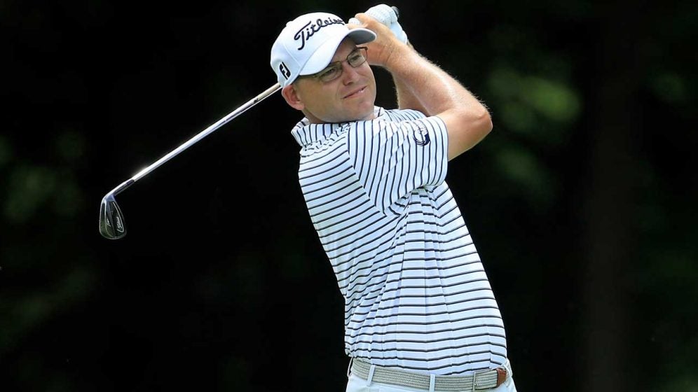 Bill Haas on verge of bounce-back win; first since 2015