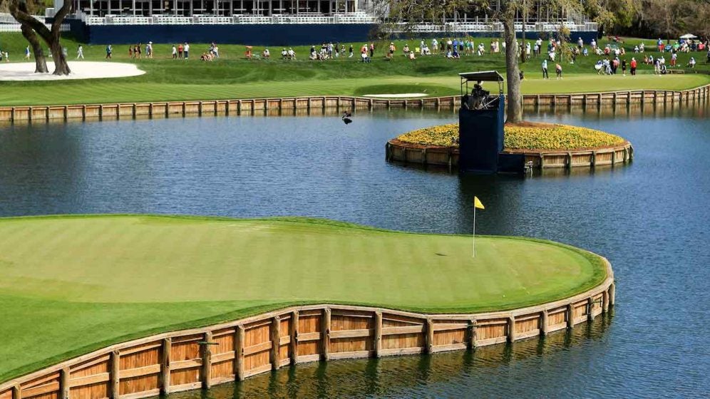 How to play an island green like TPC Sawgrass, in 4 foolproof steps
