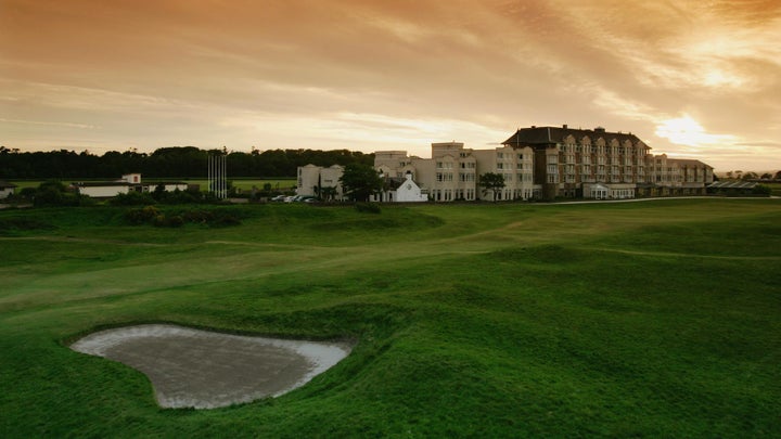 Here are the 6 different types of golf courses, explained