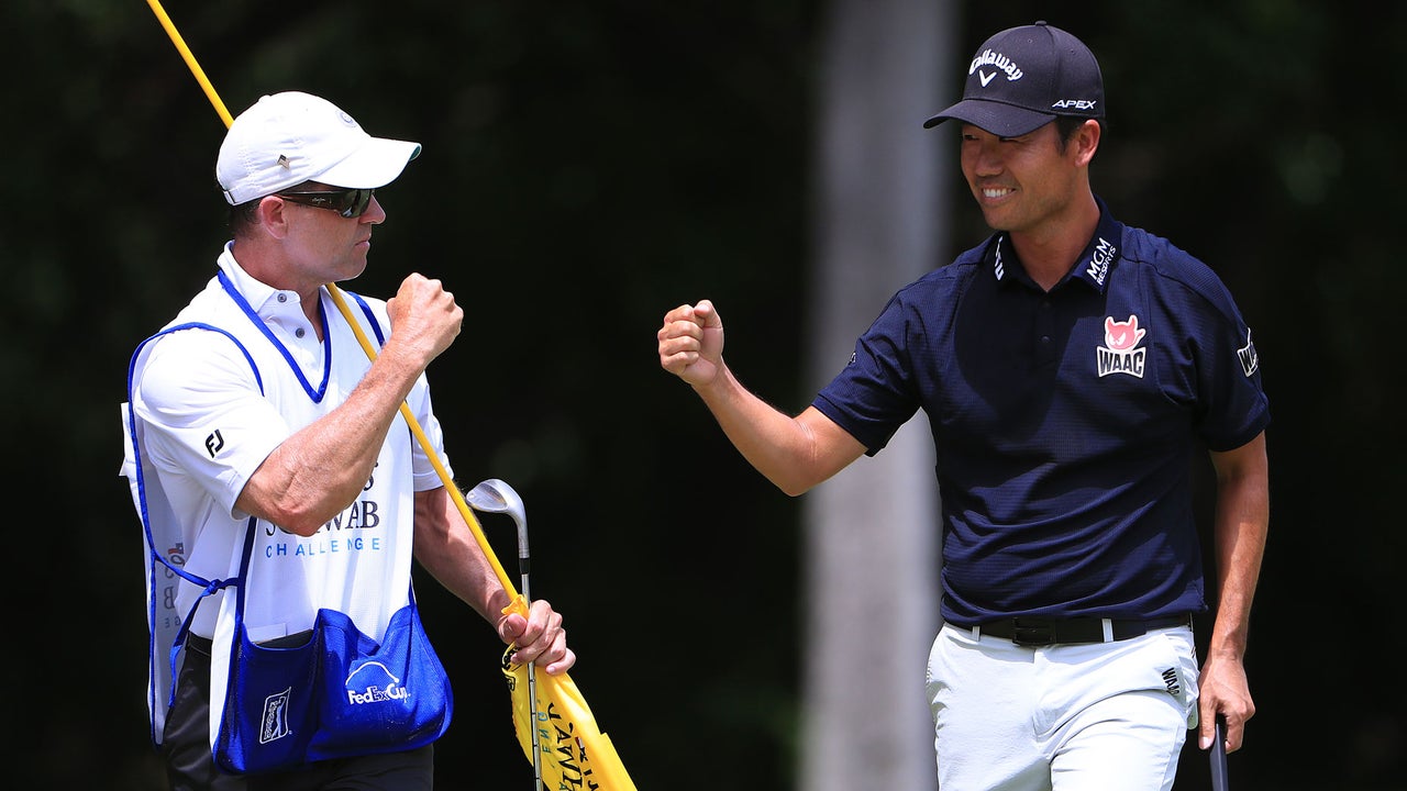 Pro’s caddie shows how to REALLY clean your golf clubs