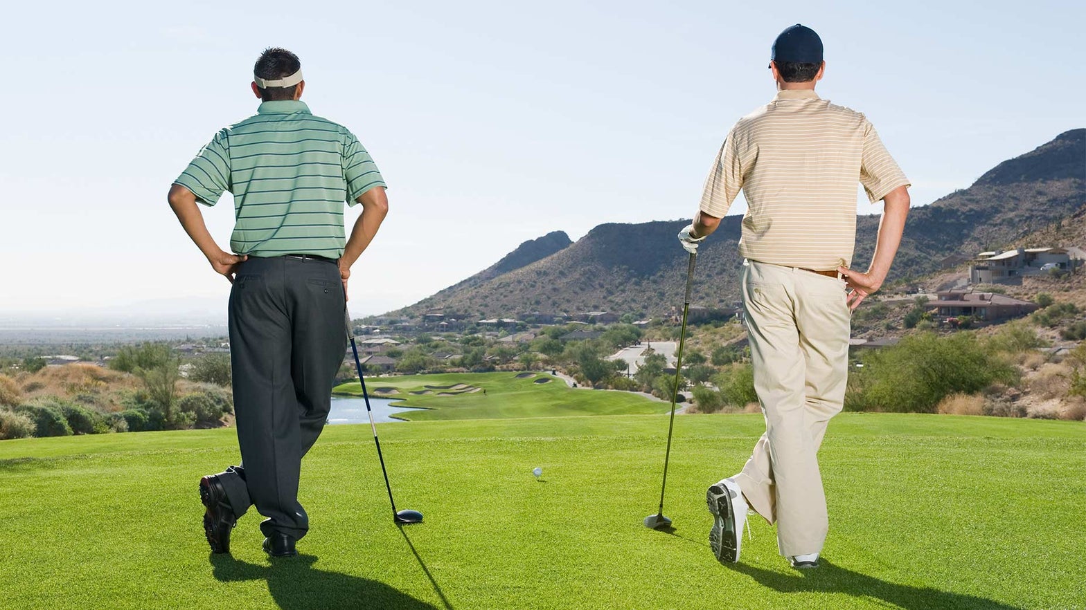 The best way to give someone golf advice without annoying them
