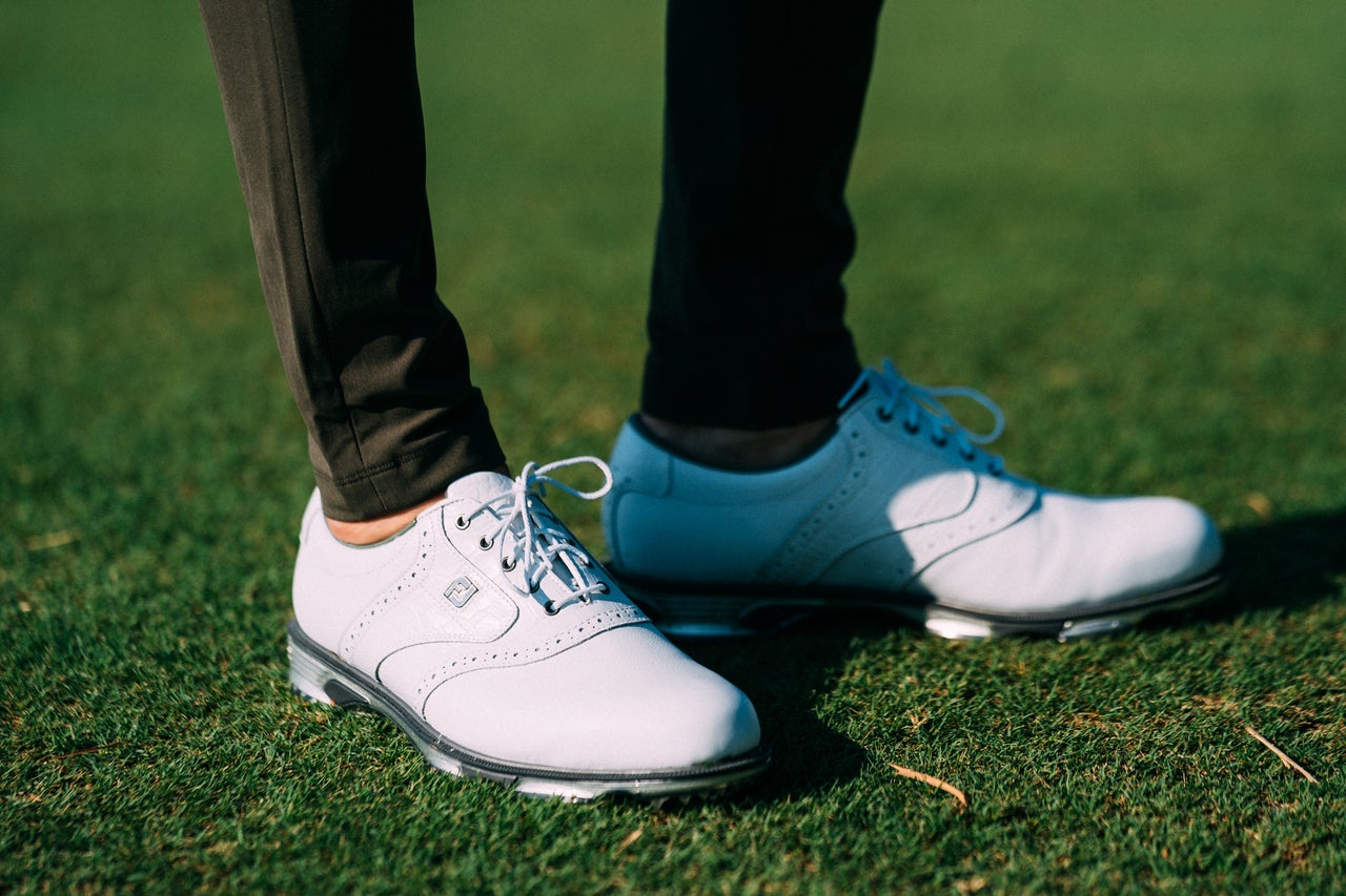 4 wintery-cold looks to rock on the course: GOLF Fall 2020 Style Guide