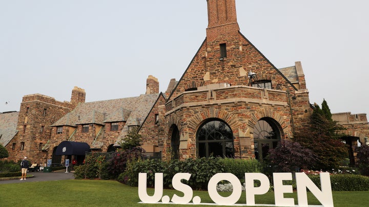 10 things golfers need before playing a fancy course like Winged Foot