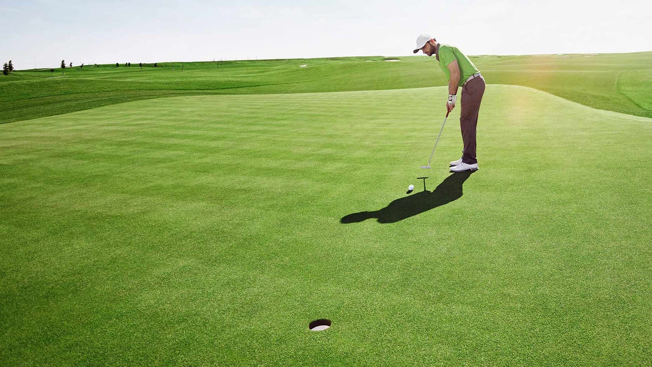 The top 10 reasons why golfers miss short putts on the course