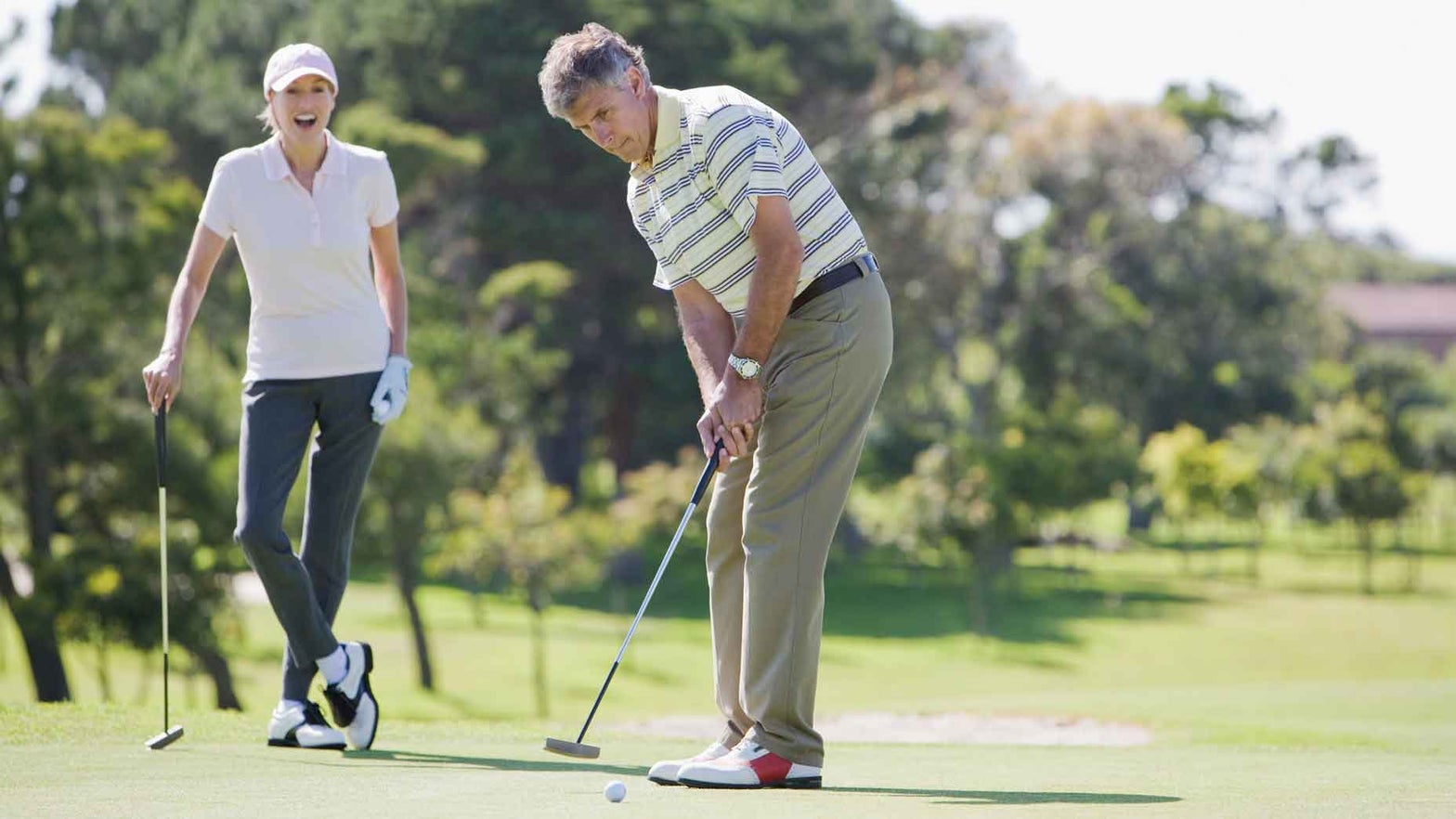 Can you refuse a conceded putt in order to show your partner the break?