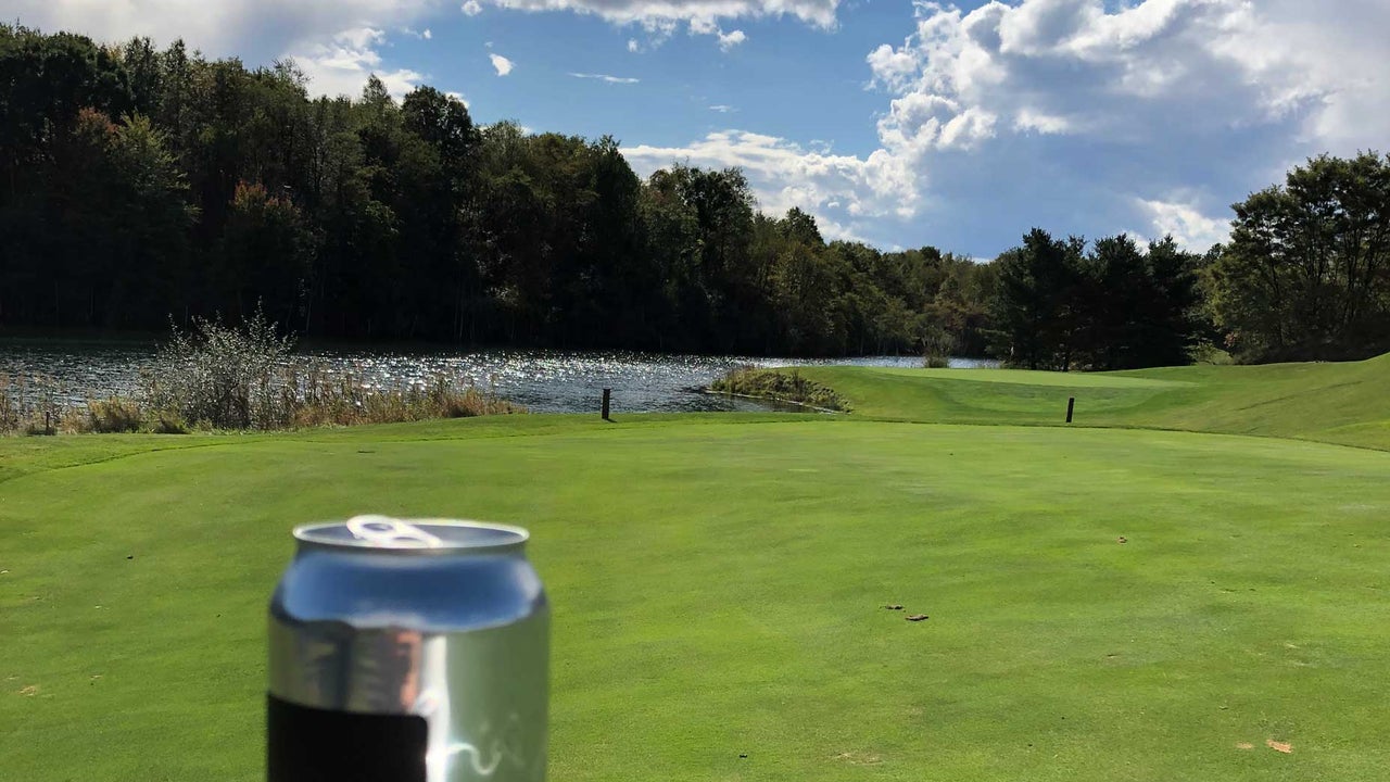 How I found a fantastic and inexpensive golf getaway (with a mansion)