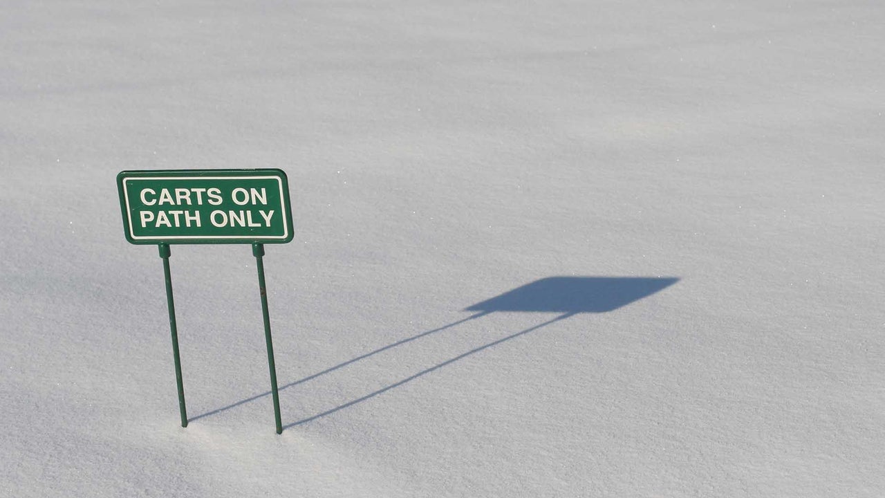 How to play golf in cold weather, according to low handicaps