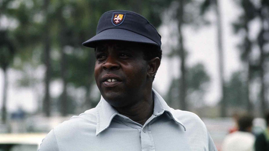 Lee Elder, the first Black golfer to compete in the Masters, dies at age 87