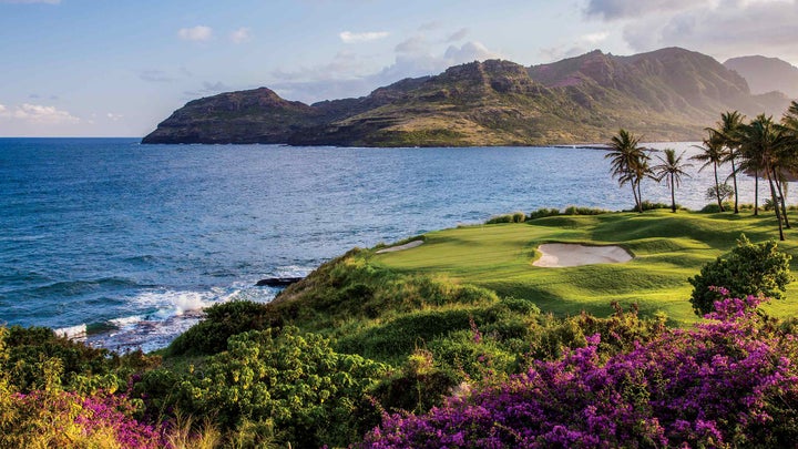 These 10 jaw-dropping Hawaiian courses are on best kind of island time
