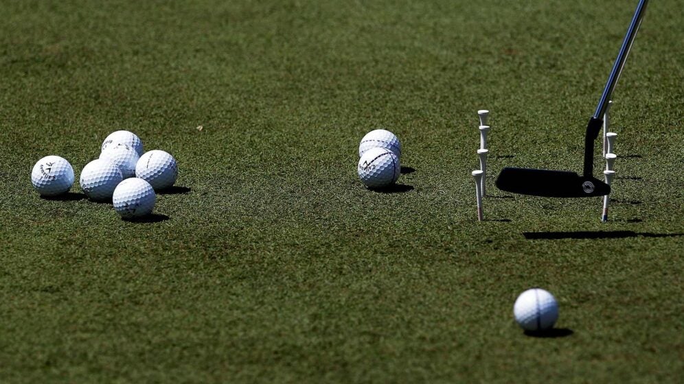 Putting Tip: Use this simple 4-step guide to perfect your putting setup