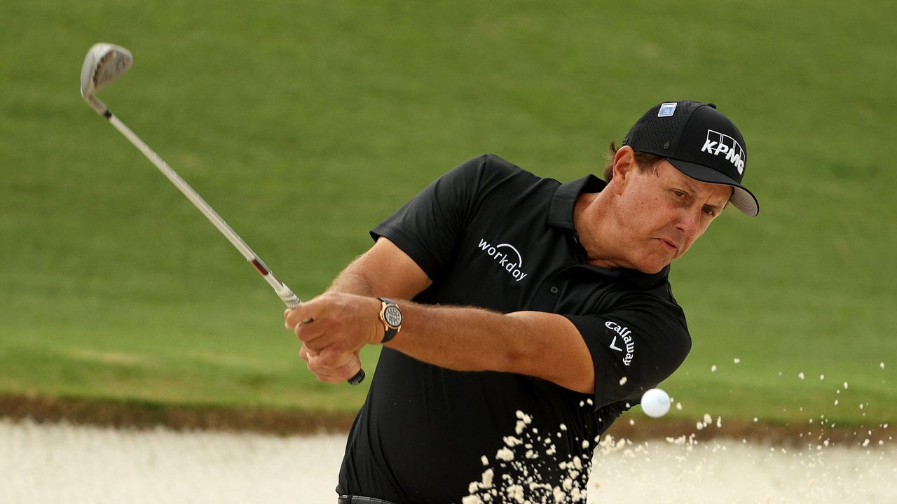 Here's what it's like playing golf with a celebrity, from pros to a ...