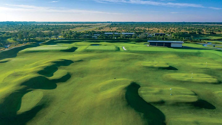Michael Jordan's Grove XXIII practice facility is one of the coolest ...