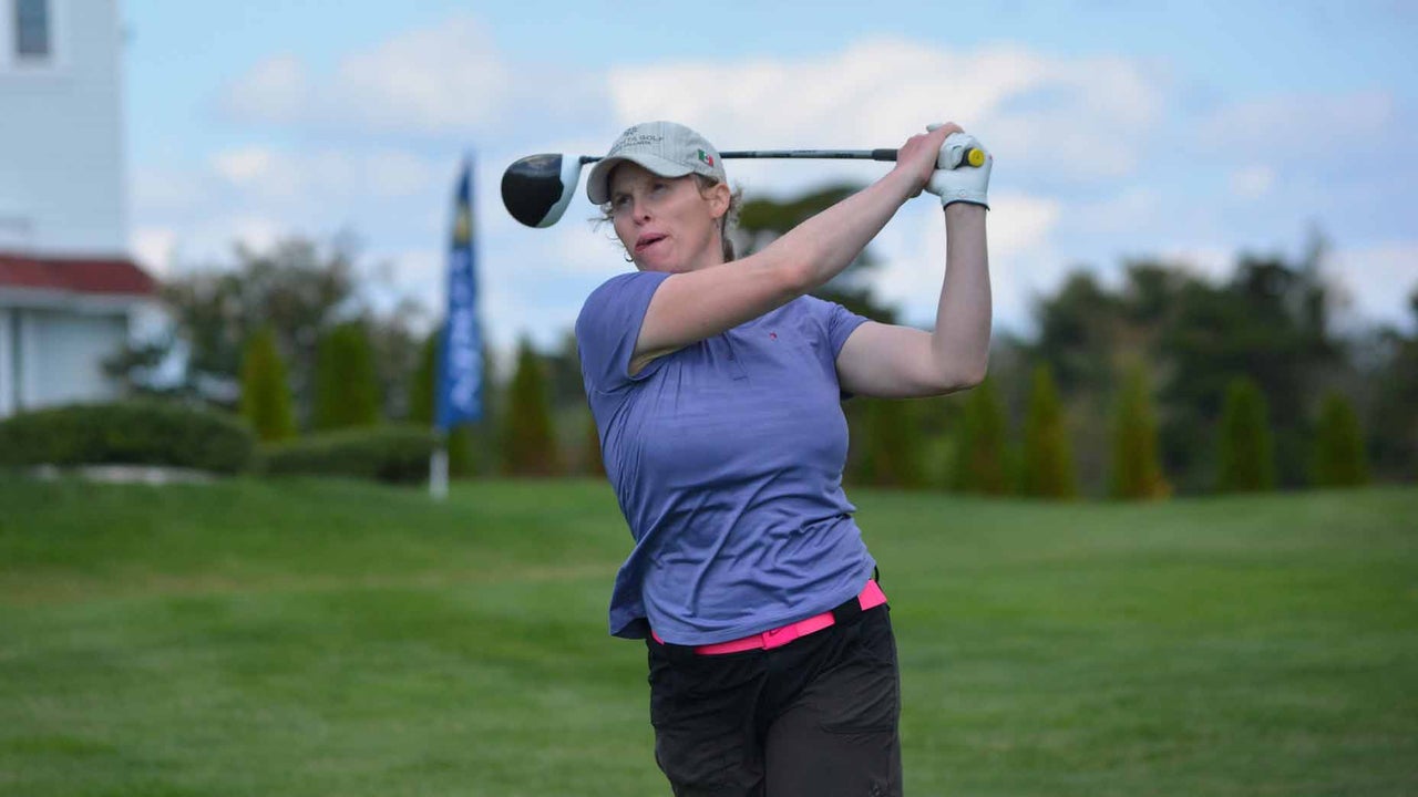 Sam Perrotta, prone to uncontrollable quirks, plays through. Sublimely.