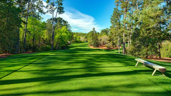 Masters holes: Augusta National's par-4 11th hole, explained by Larry Mize
