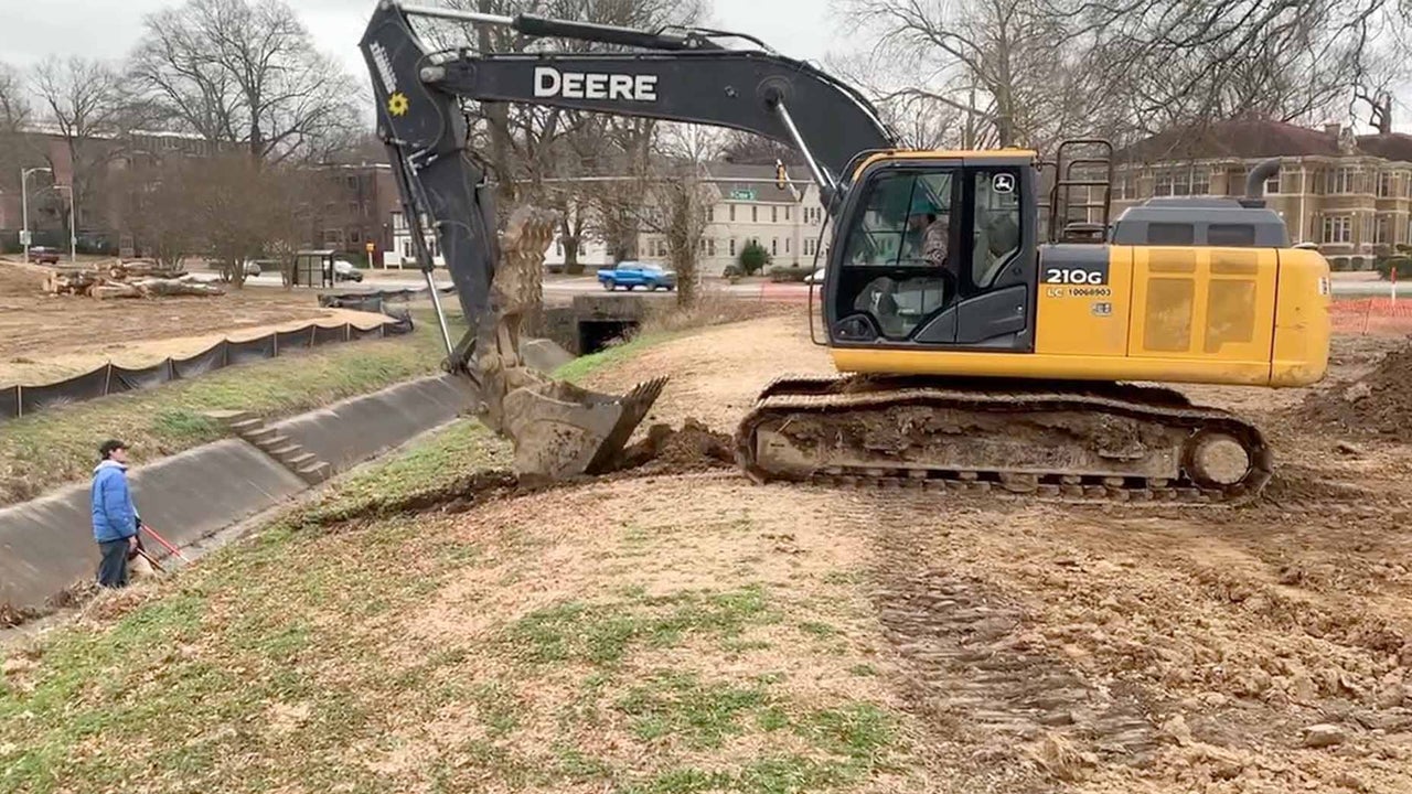 Dirt Diaries: Here's how drainage pipes are installed on golf courses