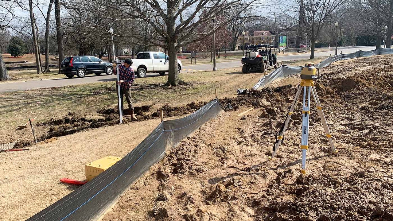 Dirt Diaries: Here's how drainage pipes are installed on golf courses