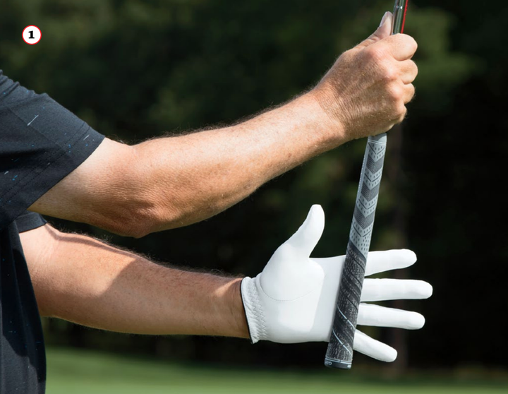 Follow these 4 steps to develop the perfect golf grip