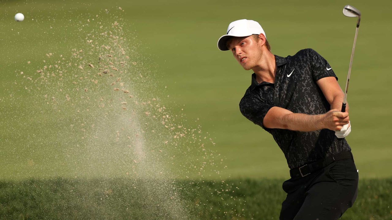 Monday Finish: Why Phil Mickelson won't log off; Bryson, Reed talk 'luck'