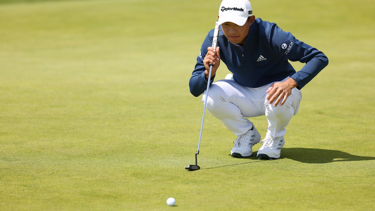 Why Collin Morikawa is using two different putting grips at The Open