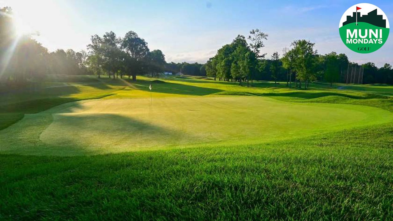 Why this golf course decided to remove every single bunker