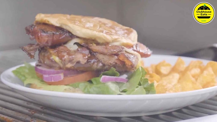 How to make the famous burgerdog at home, according to golf-club chef