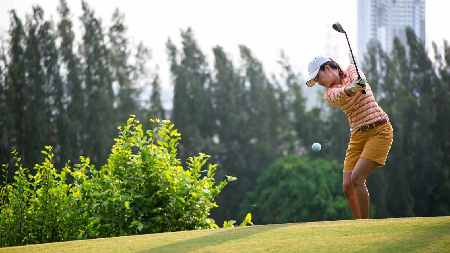 Practice making crisp contact on chips with this simple drill