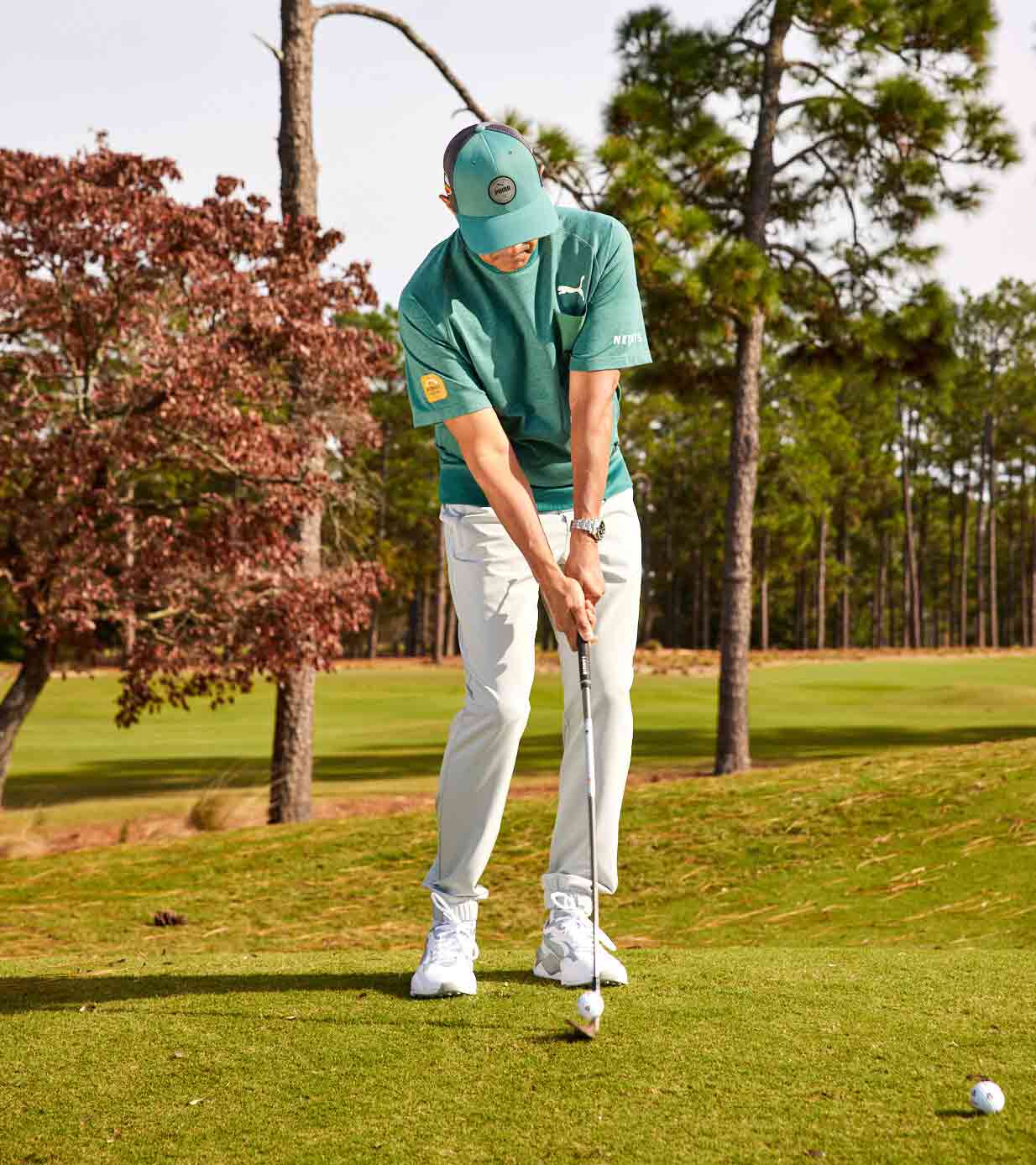 How to use ball position to change the trajectory on your chip shots