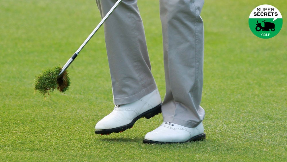 6 divot-repair mistakes golfers make, according to a superintendent