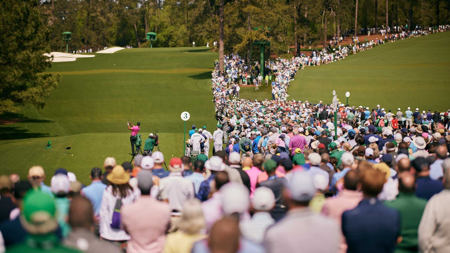 Tiger Woods-tracking swarm at this Masters is a gallery unlike any other