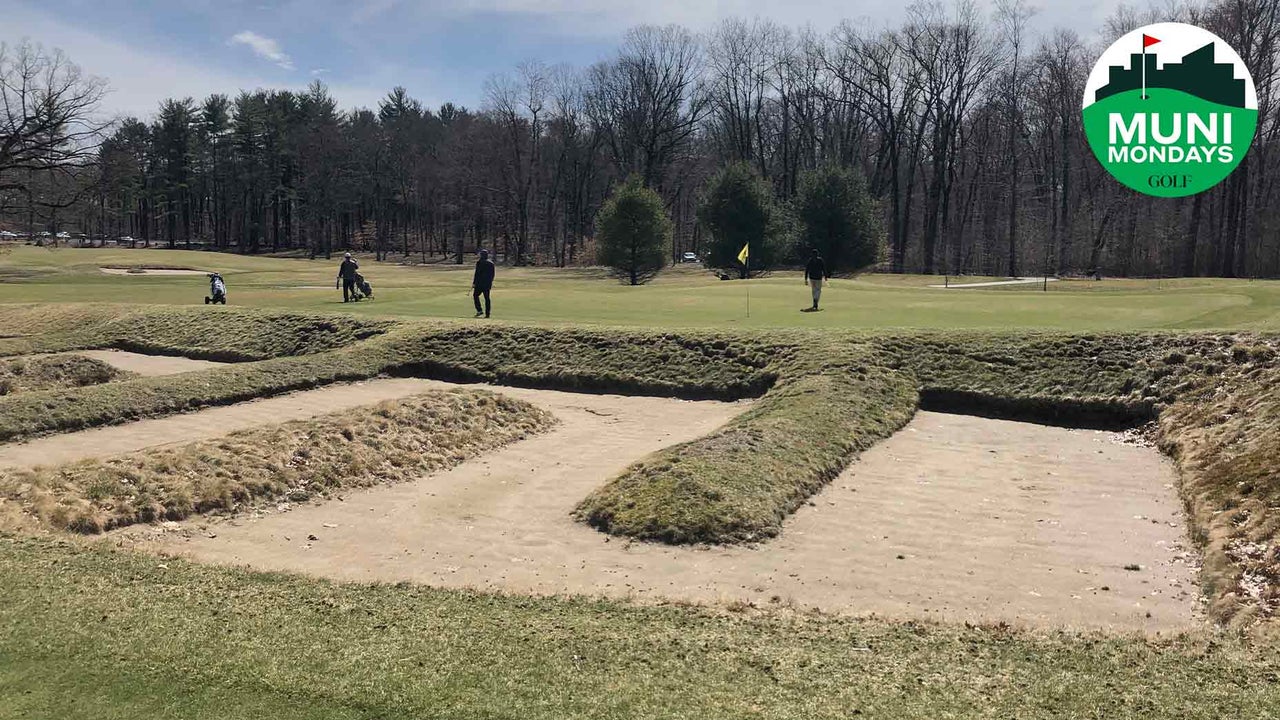 This renovated Connecticut muni is a (dirt cheap!) Top 100 Course clone
