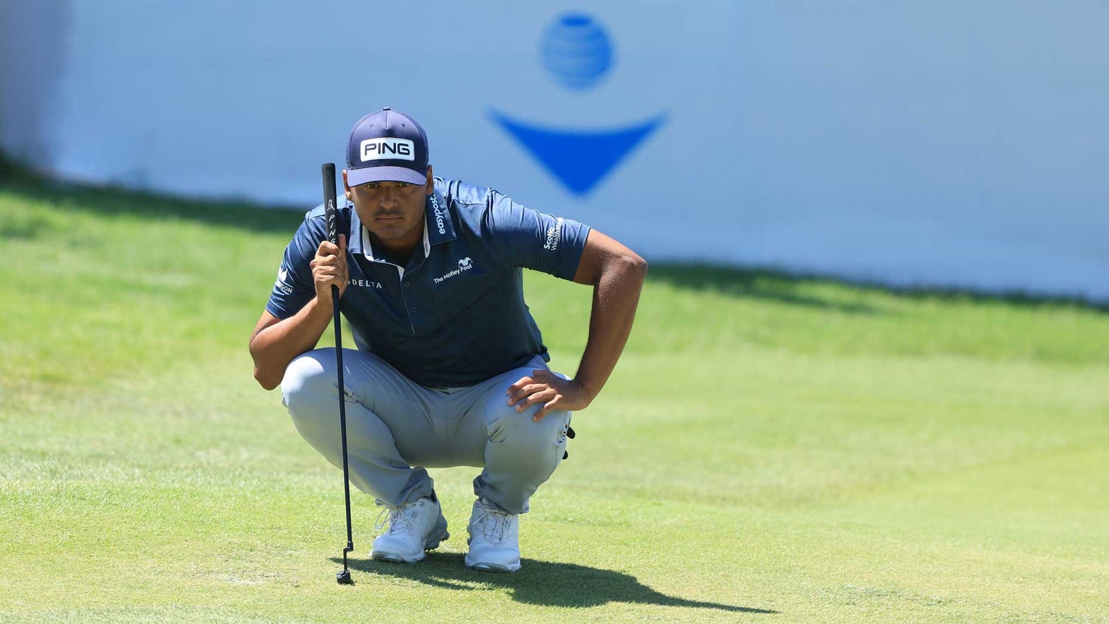 How did a statistically poor putter shoot 12-under? He played without a ...