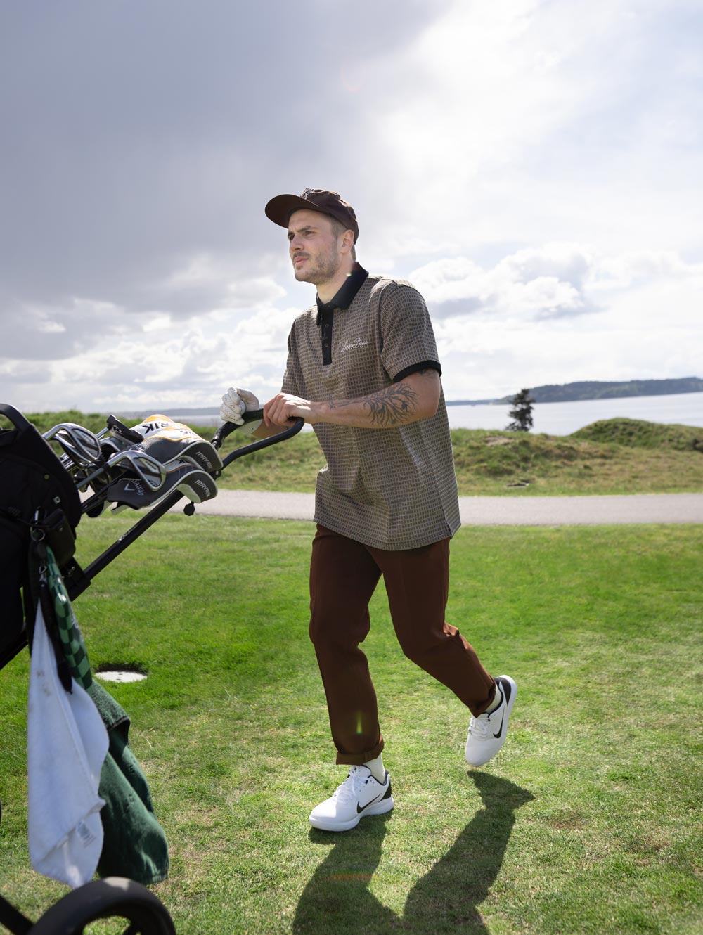 Two U.S. soccer stars tackled a U.S. Open course and showed a different ...