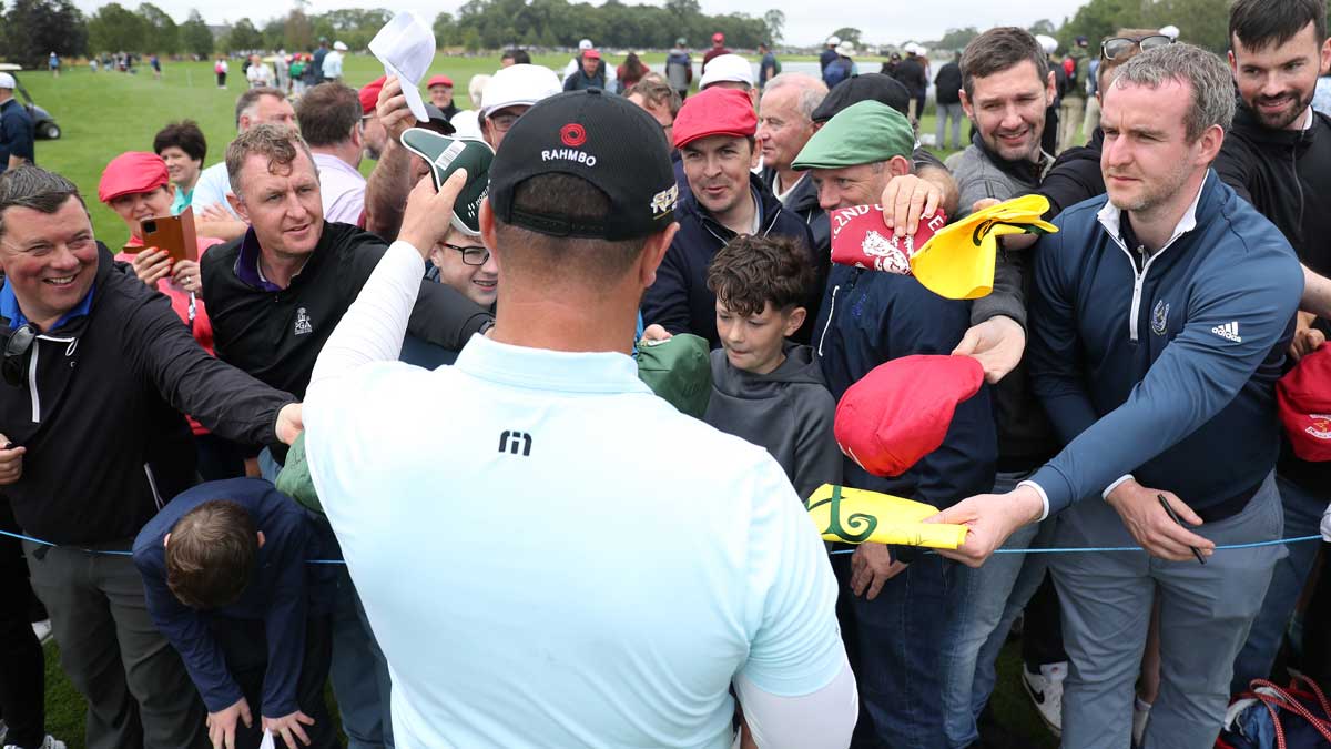 Autograph-hunting at a golf tournament? Here are 7 dos and don’ts