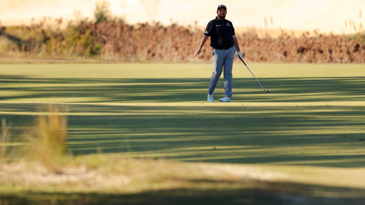 Shane Lowry snapped his putter. Then things got unusual.