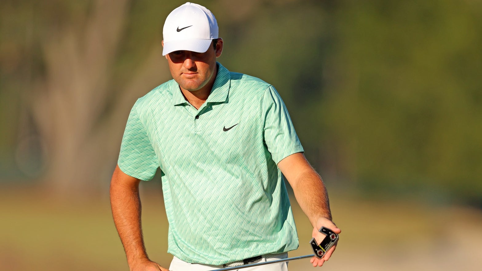 Scottie Scheffler benches Masters-winning putter for a throwback