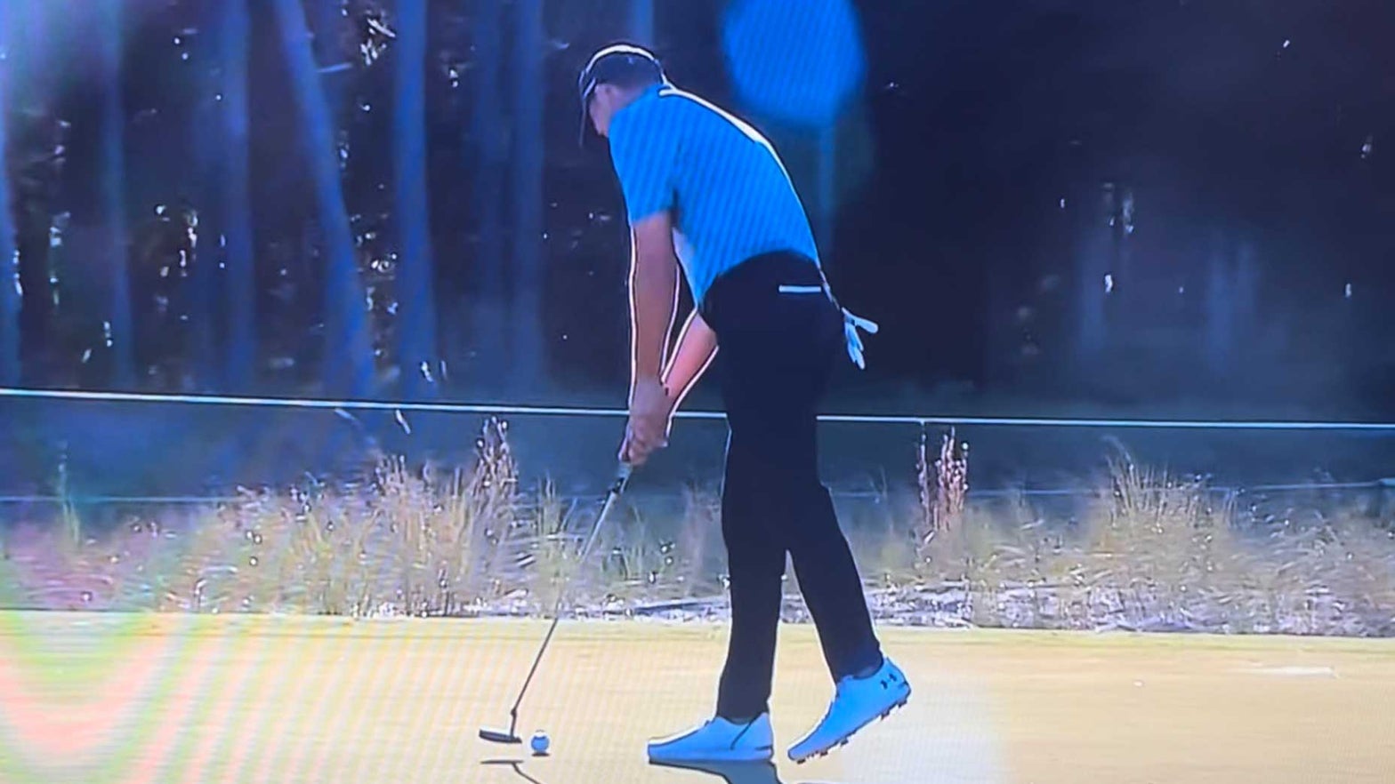 'Oh no, Jordan': Spieth backhand-misses 16-incher, ignoring wife’s advice
