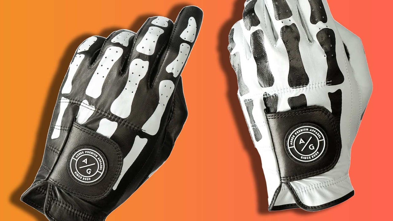 Gimme that: This skeleton golf glove is perfect for spooky season