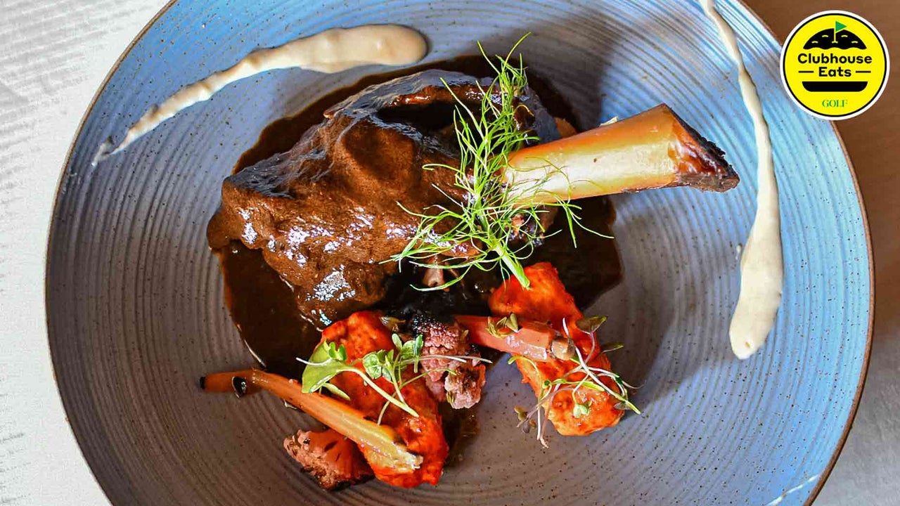 How to make a decadent Mexican mole at home