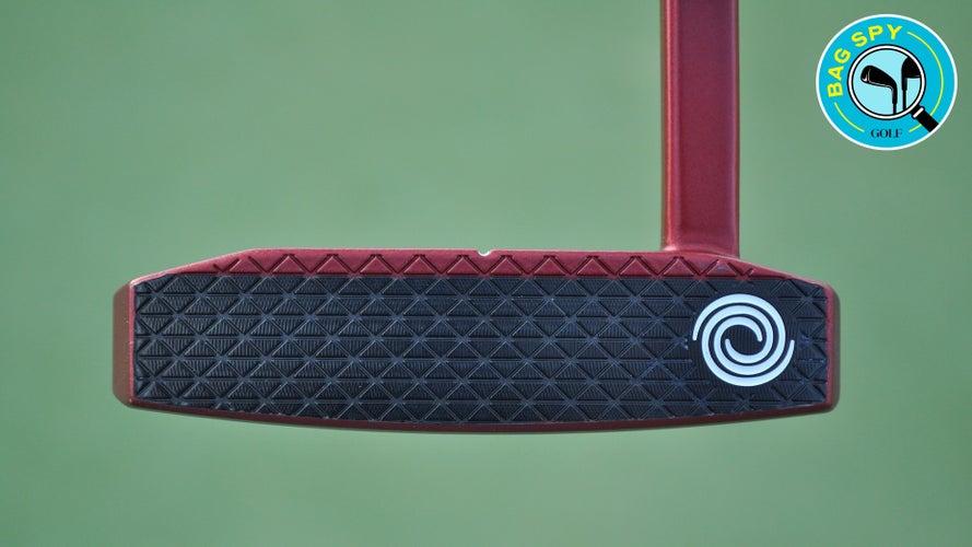 Even blindfolded, Xander Schauffele is still a way better golfer than you