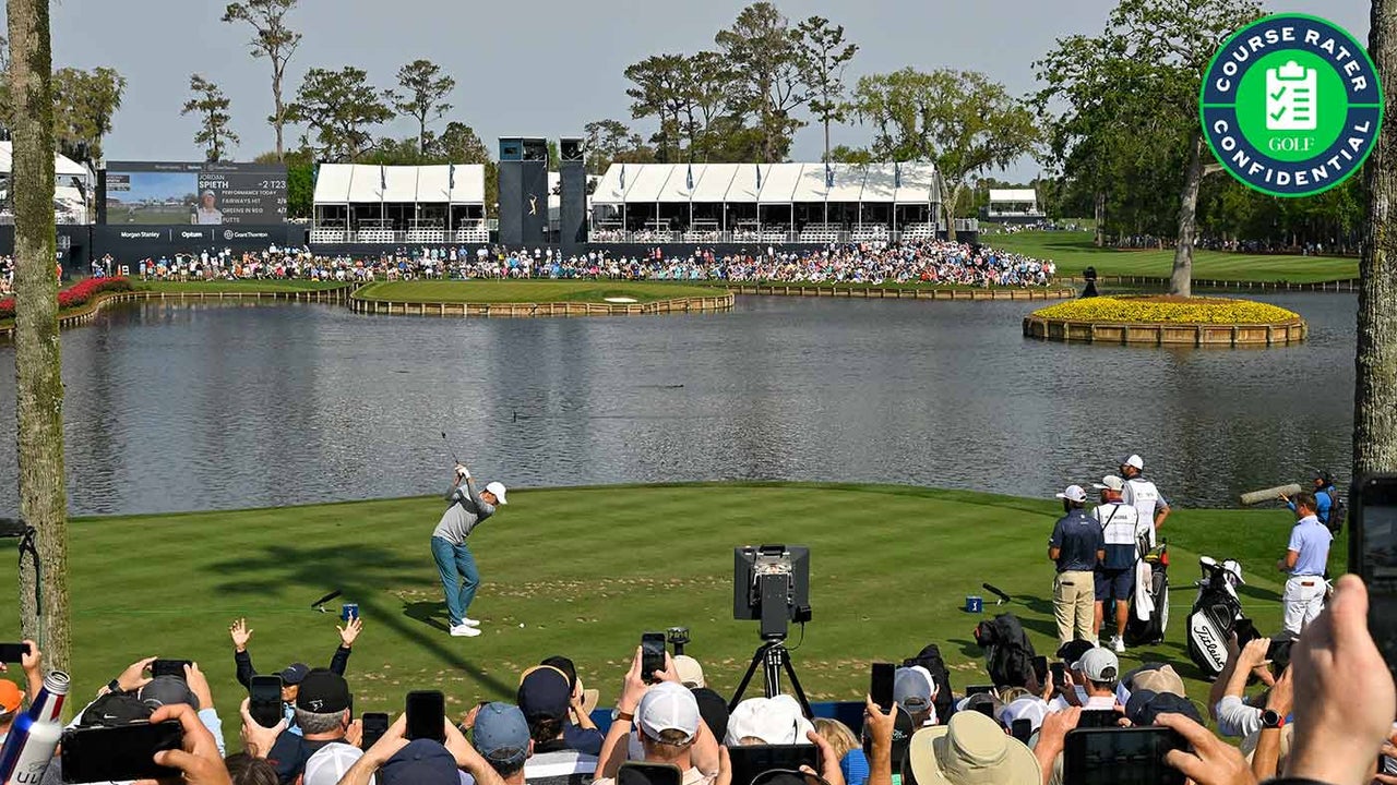 Is the 17th at TPC Sawgrass exhilarating... or awful? 2 course raters debate
