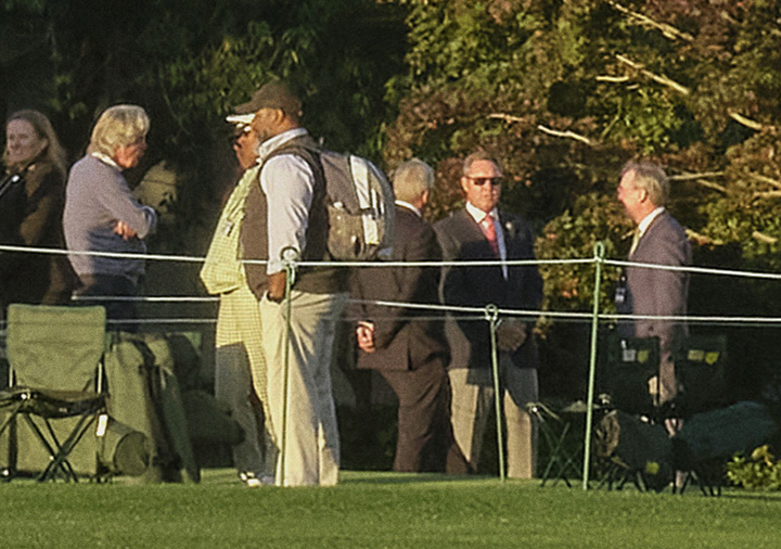 18 things you probably missed in this mesmerizing Masters Sunday photo