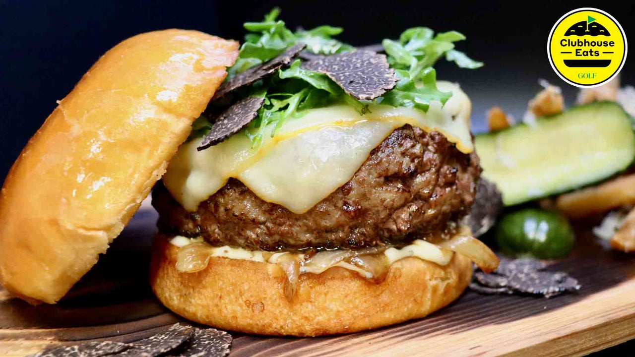 How to make a perfect hamburger at home, according to a golf-club chef