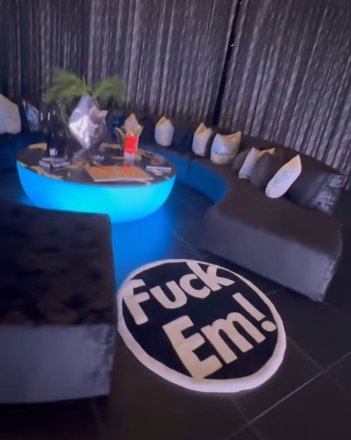 Koepka's sweet gesture, Perez's living room and another JT-Tiger story