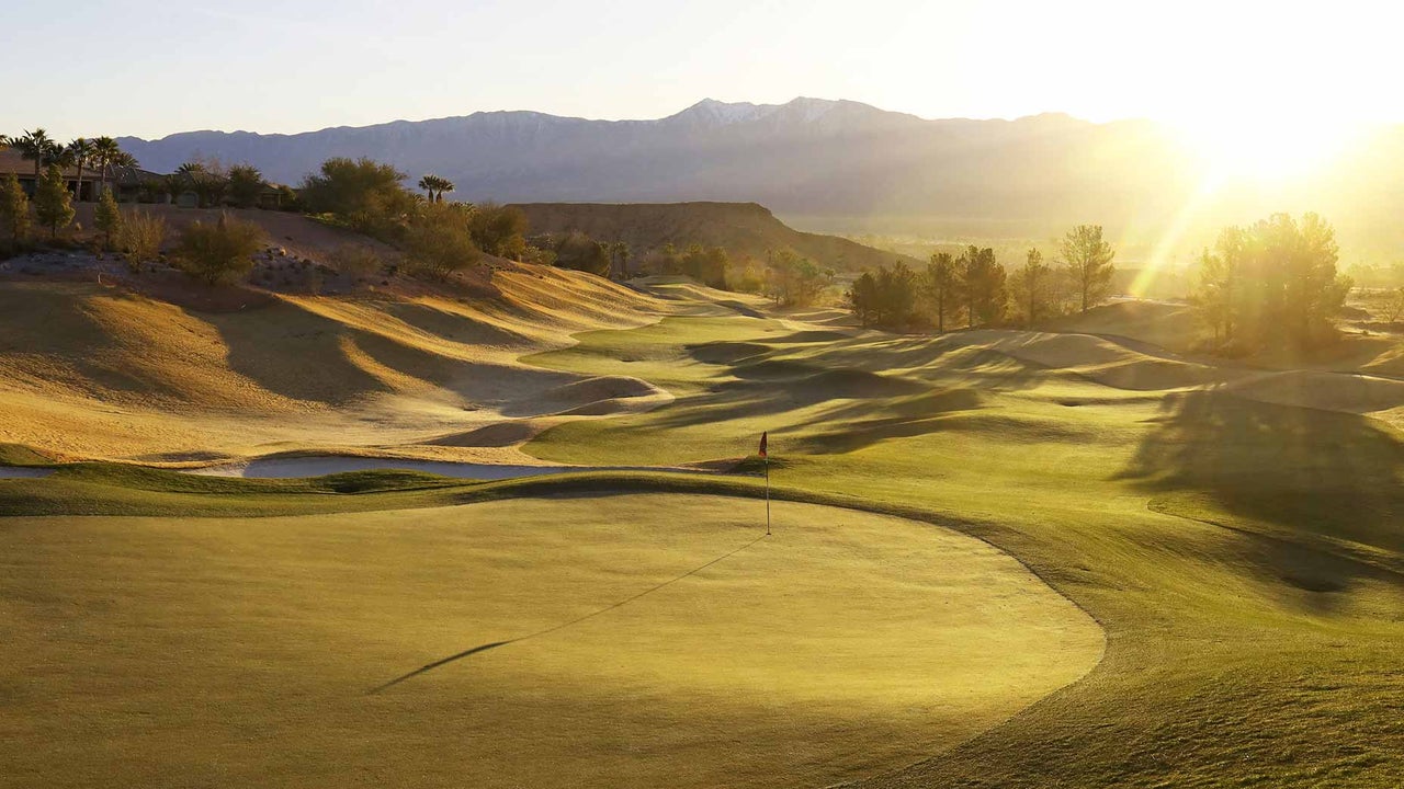 Looking for value-friendly golf? Travel to 'old-school' Las Vegas