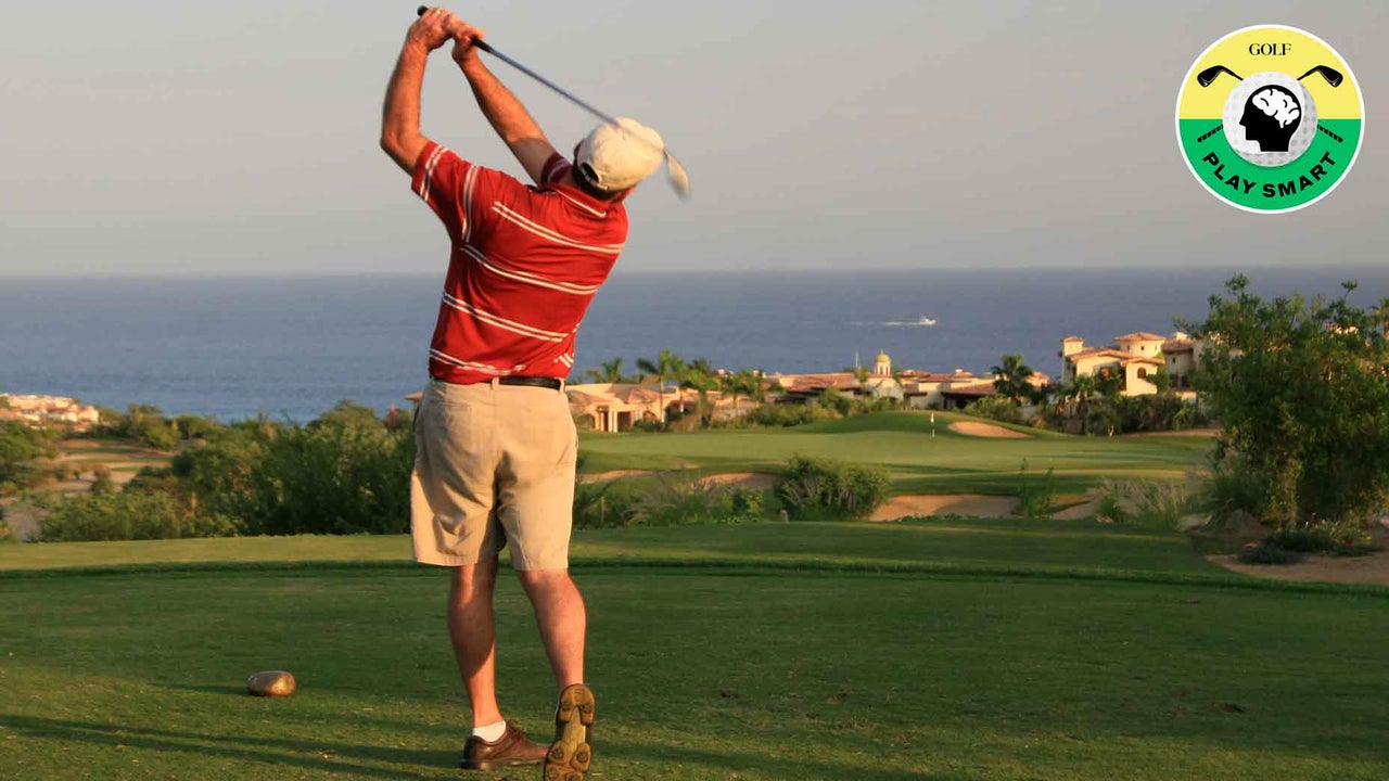 Breaking down the lead arm vs. the trail arm in the golf swing