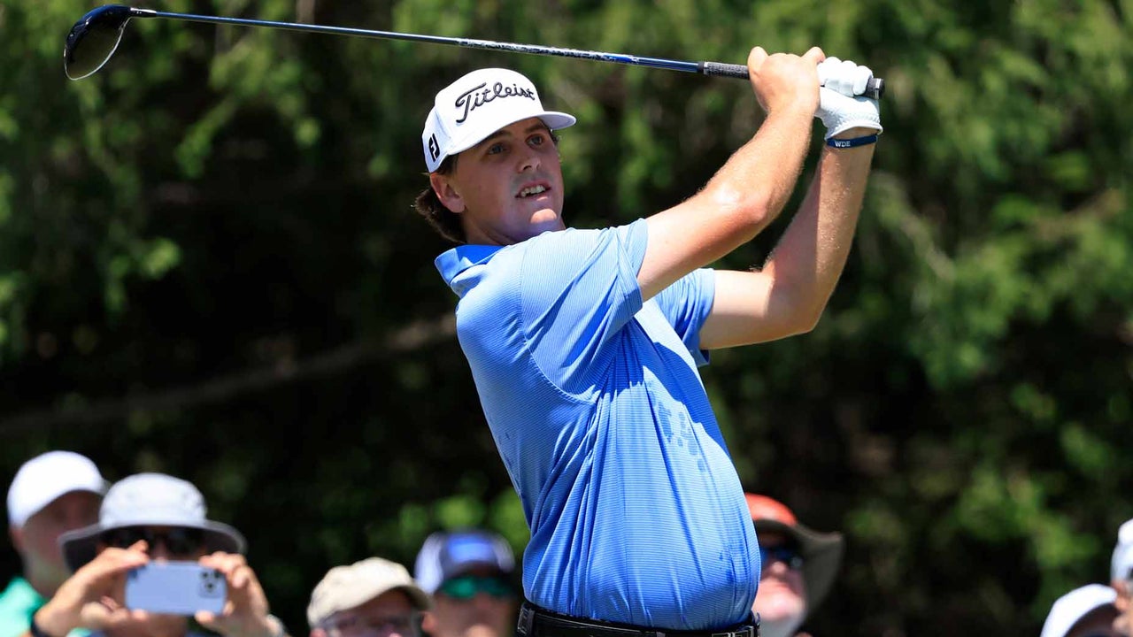 After virtuous gesture to 'rattled' opponent, pro records breakthrough win