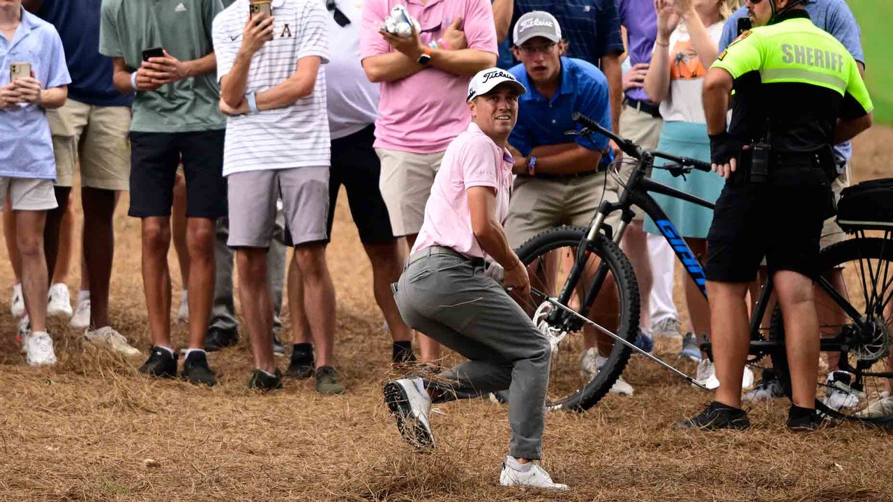 Needing a 3 to try to save his Tour season, Justin Thomas got chaos