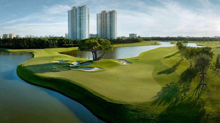 This golf club costs $1 million to join. Here's what you get